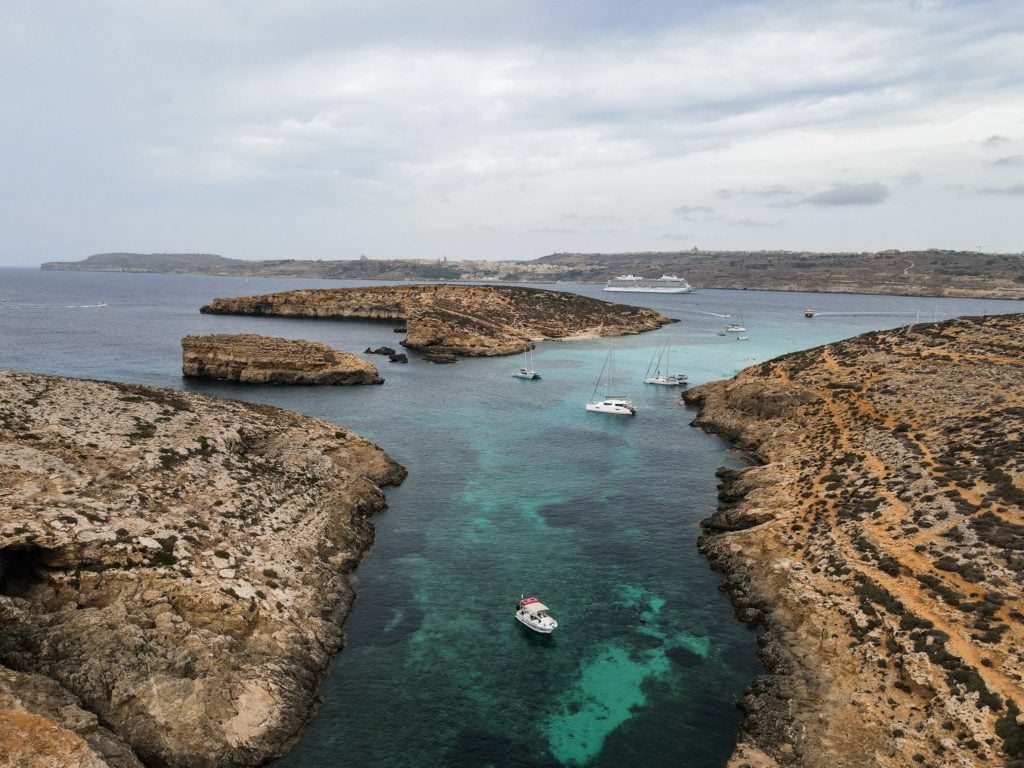 Comino Walk: The Ultimate Guide To This Epic Island Loop
