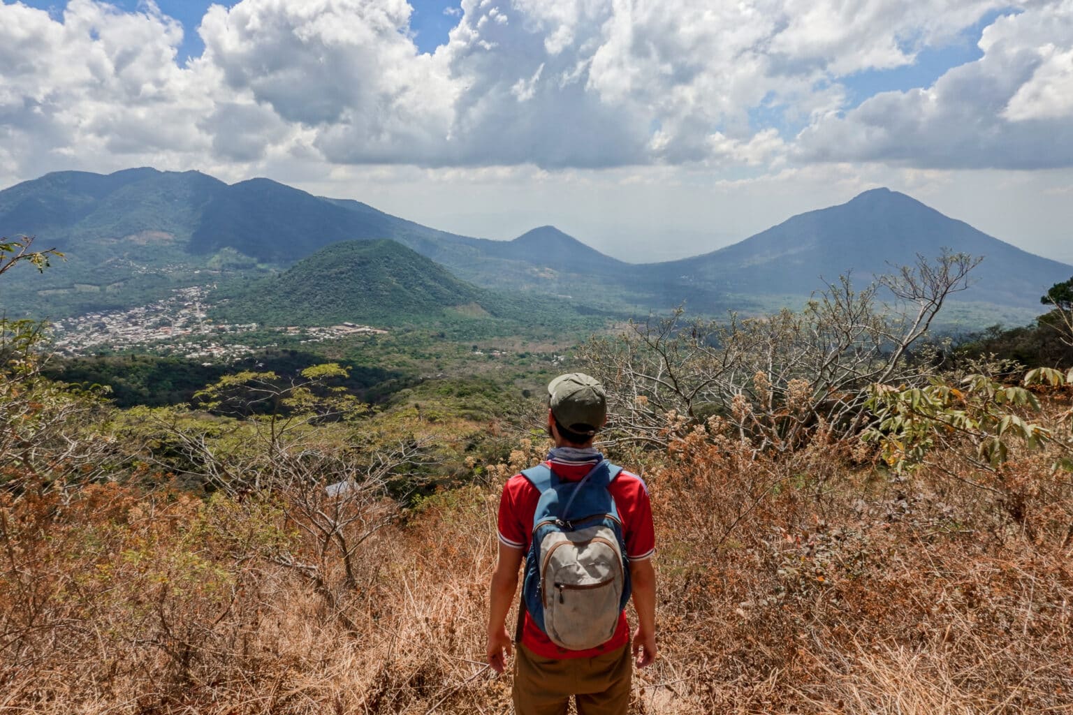 Laguna de Alegria and Volcan Tecapa: The Ultimate Hiking Guide