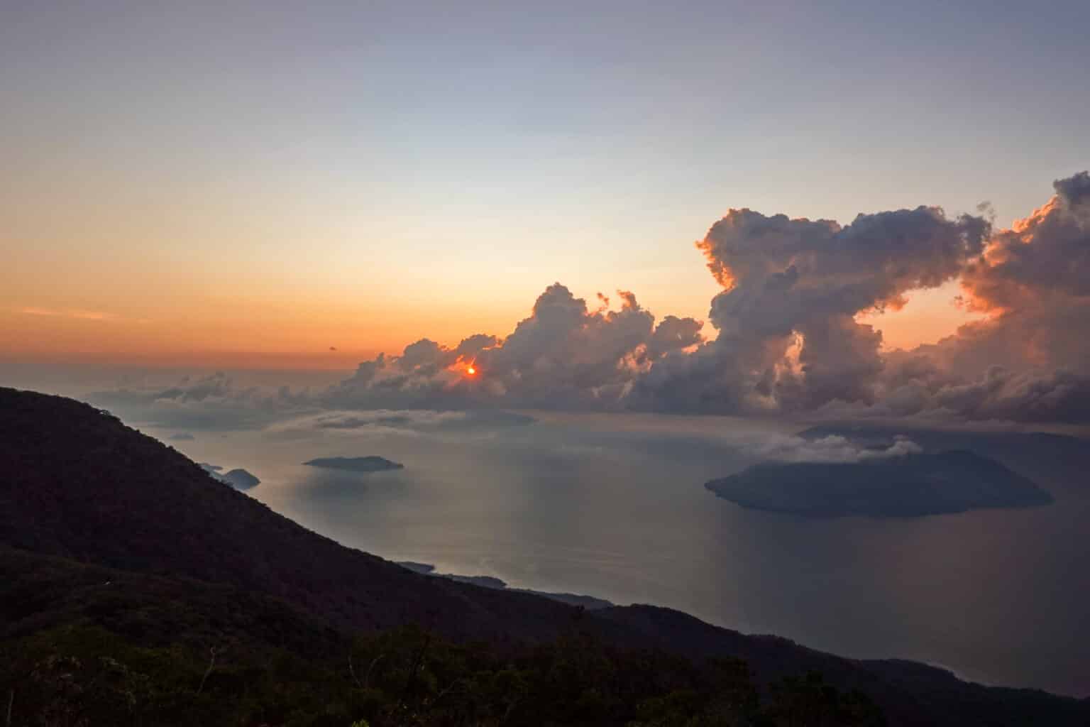 Conchagua Volcano: The Complete Guide to Camping and Hiking