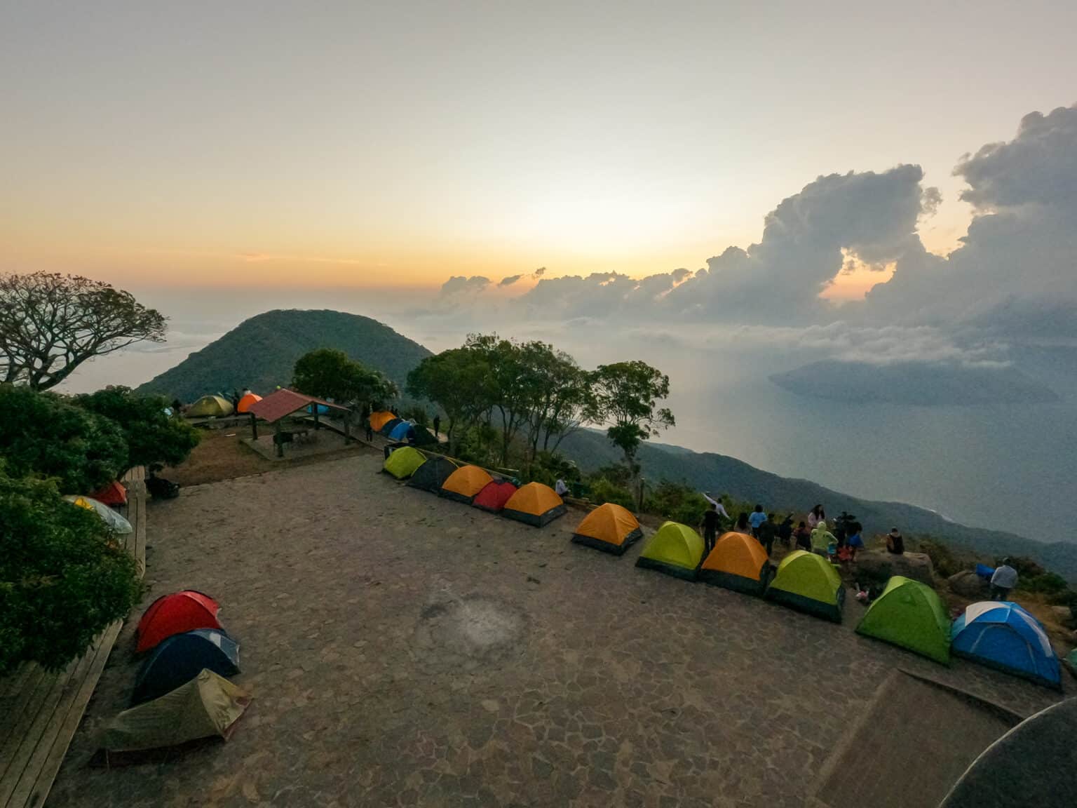 Conchagua Volcano: The Complete Guide to Camping and Hiking