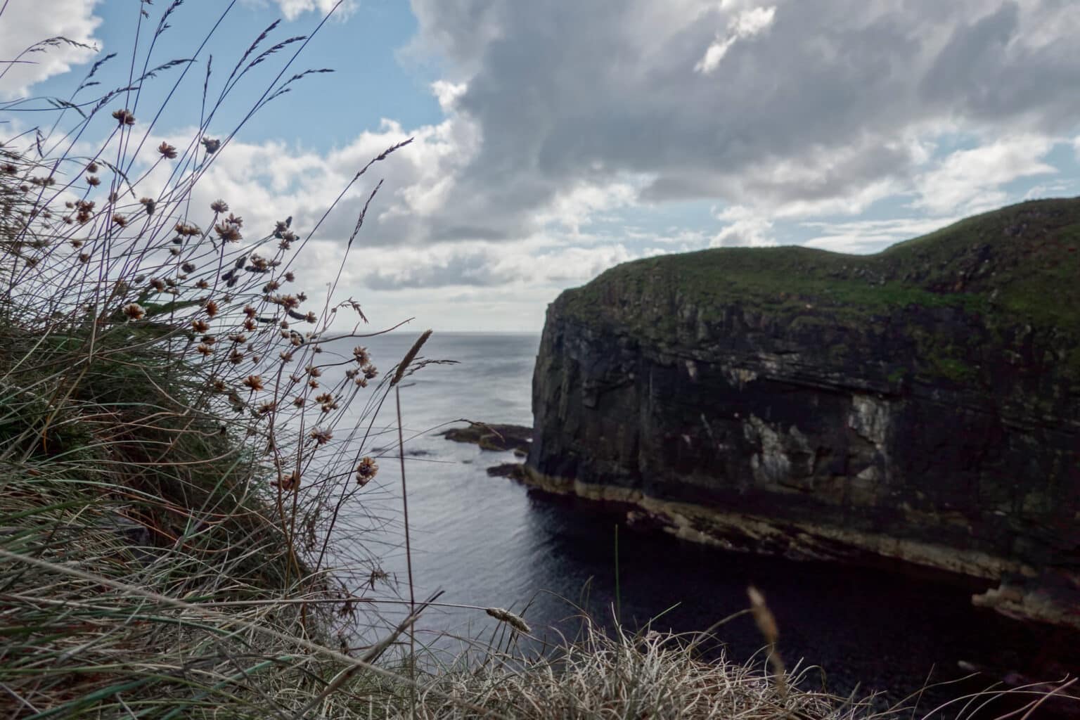 How To Visit The Whaligoe Steps In Caithness, Scotland