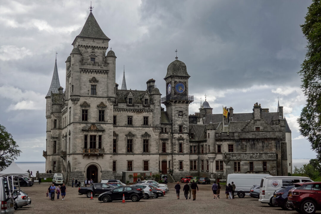 Dunrobin Castle: How To Visit For Free - Travel Made Me Do It